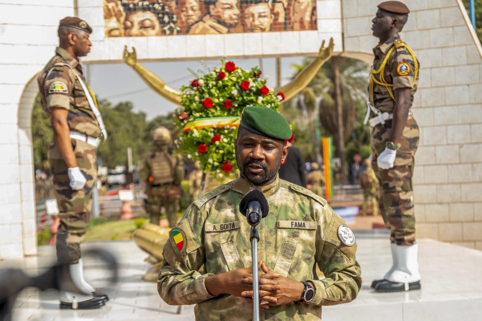 Mali/Martyrs' Day: President Assimi GOÏTA pays tribute to the heroes of ...